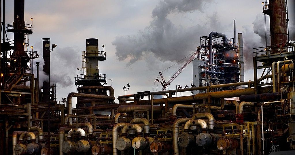 Exxon Mobile To Spend $15 Billion On Emission Reduction Projects - CBS ...