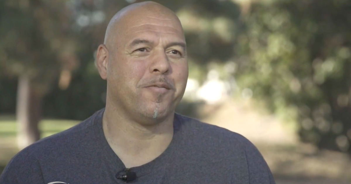 Former Laker Tracy Murray Reflects On His Los Angeles Basketball Roots ...