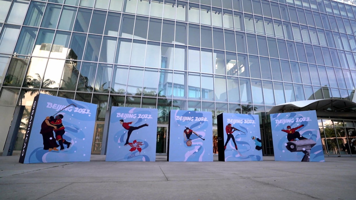 Chinese artist Badiucao: Drawing truth to power - 60 Minutes - CBS News