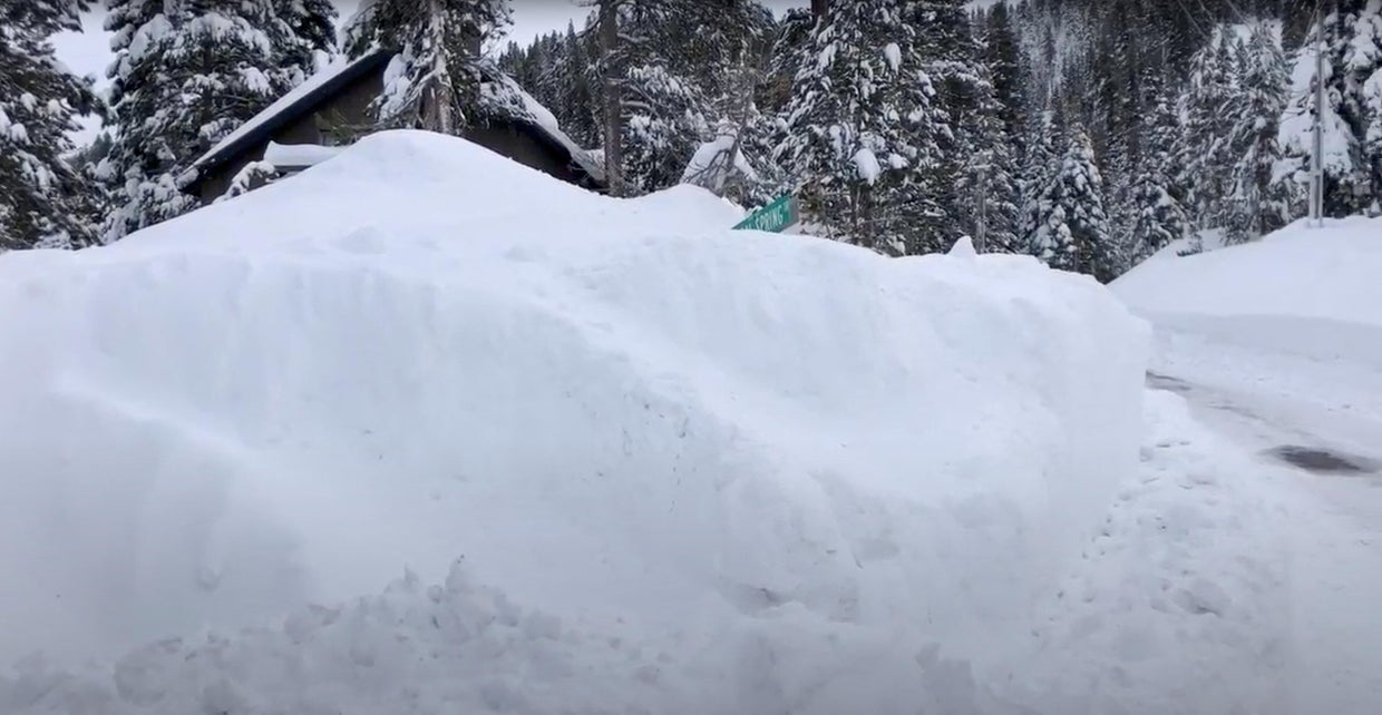 California on alert as heavy snow and rain bring continuing danger and ...