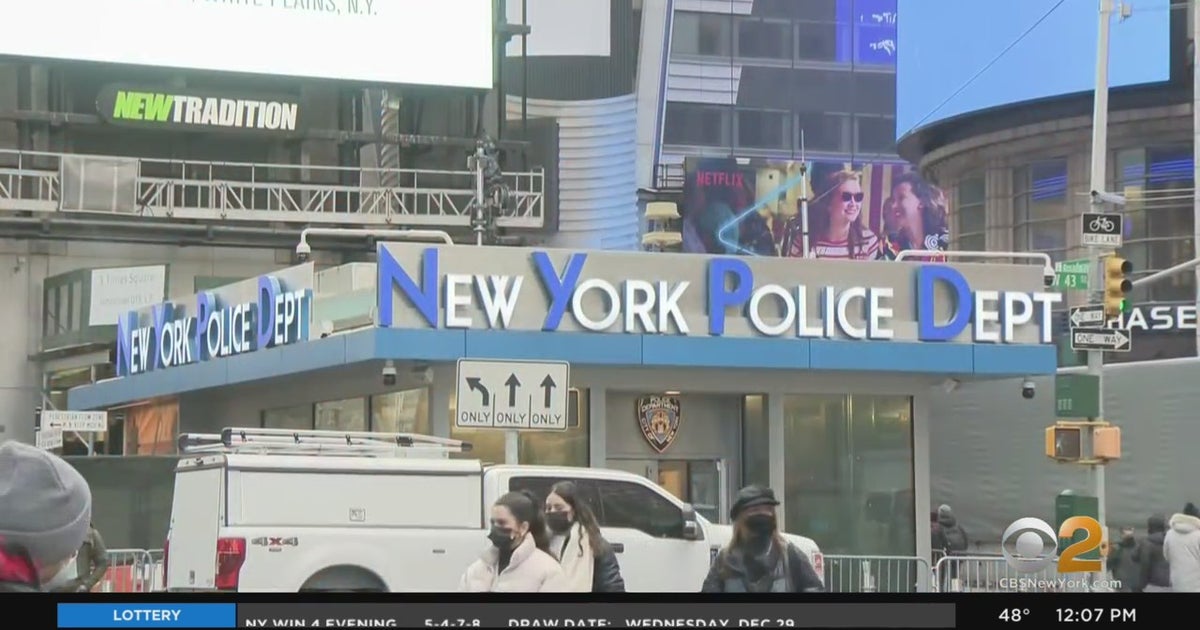 NYPD Makes Final Security Preparations For New Year's Eve In Times ...