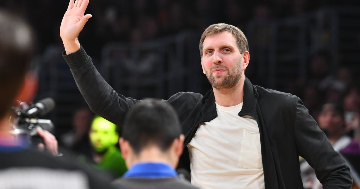 Dirk Nowitzki themed restaurant set to open at DFW Airport - CBS Texas