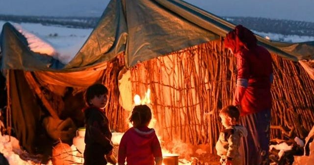 Syrian humanitarian crisis worsening with winter weather - CBS News