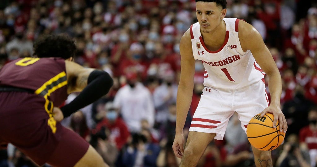 No. 11 Badgers Beat Gophers 66-60 - CBS Minnesota