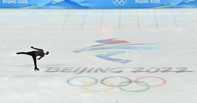 Mikaela Shiffrin, Chloe Kim, Shaun White and other American athletes to ...