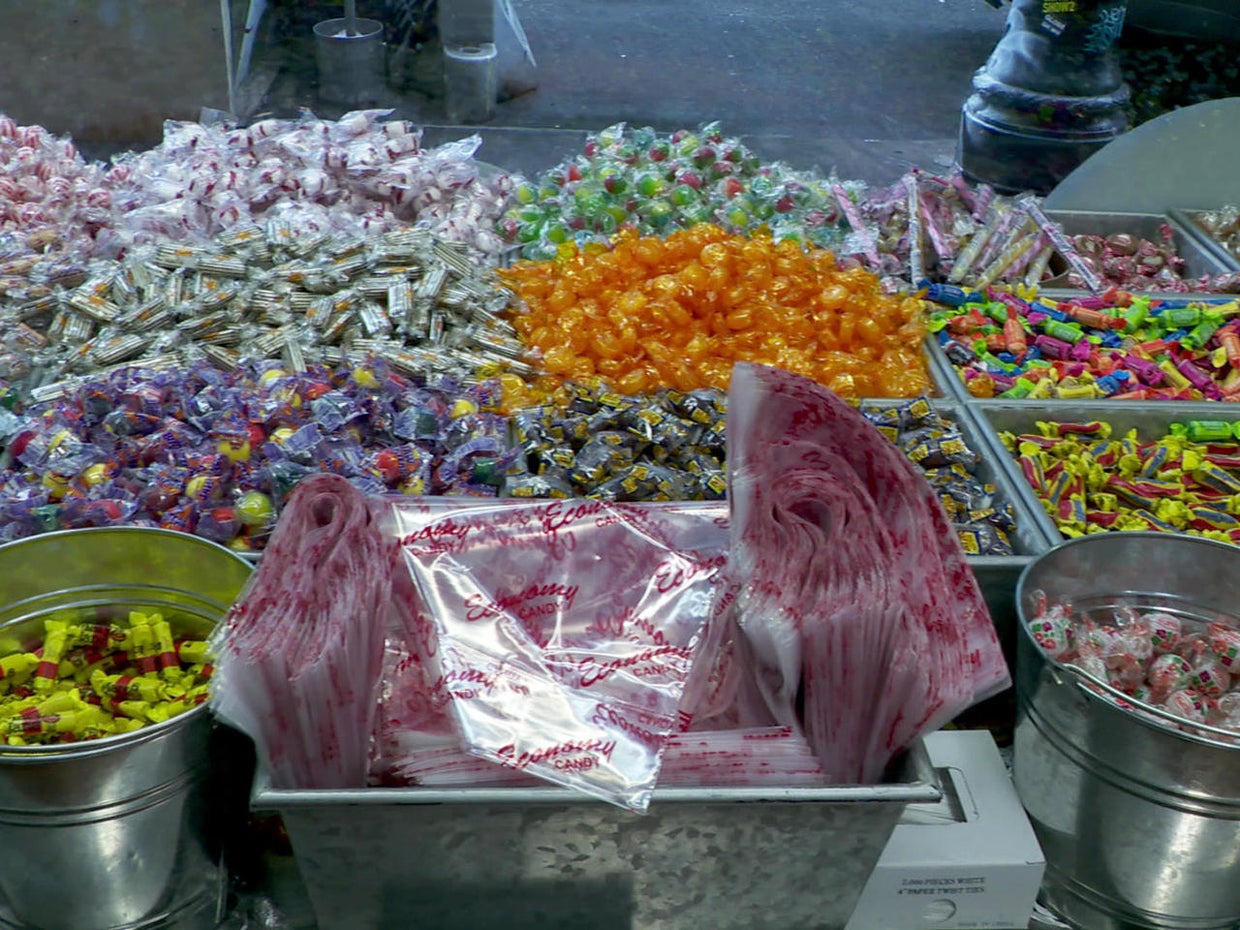 New York's sweetest shop: Selling candy since 1937 - CBS News
