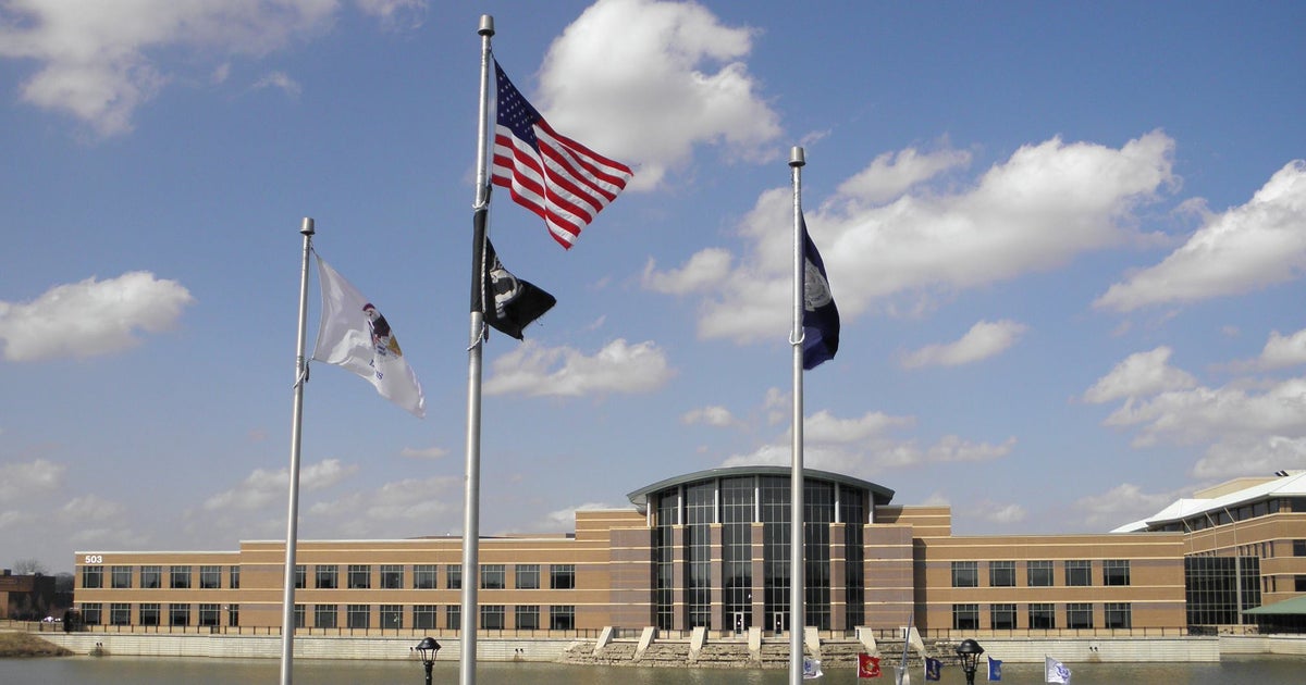 Mother-daughter duo, second girl accused of shoplifting in DuPage - CBS ...