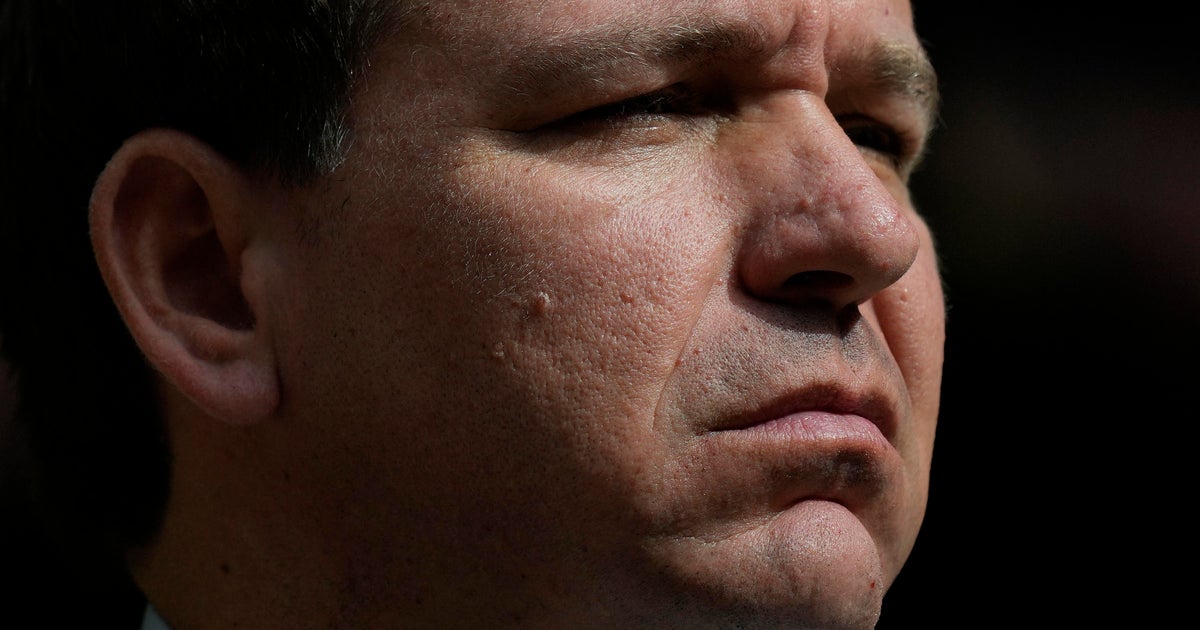 "This is ridiculous:" Florida Governor Ron DeSantis asks students to ...