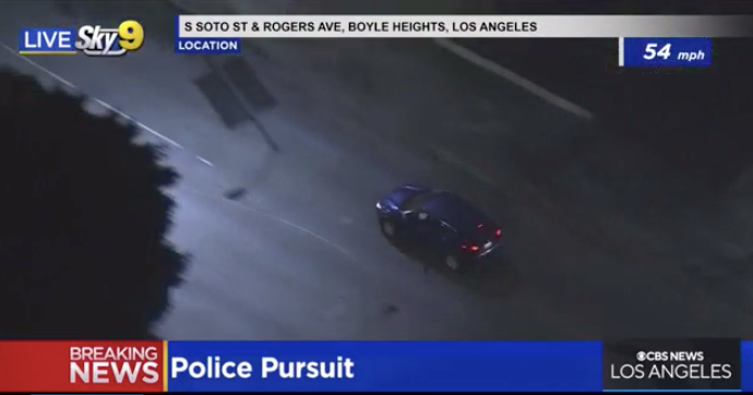 LAPD Apprehends Armed Robbery Suspect In Boyle Heights After Pursuit - CBS Los Angeles