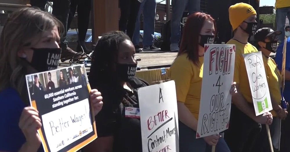 Grocery Store Workers To Decide Whether To Go On Strike After Labor ...