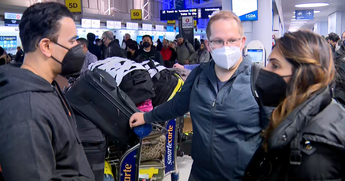 9 Chicago area doctors head for hospitals on front lines of war in ...