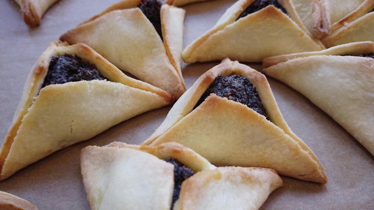Hamantaschen, a cookie bursting with history - CBS News