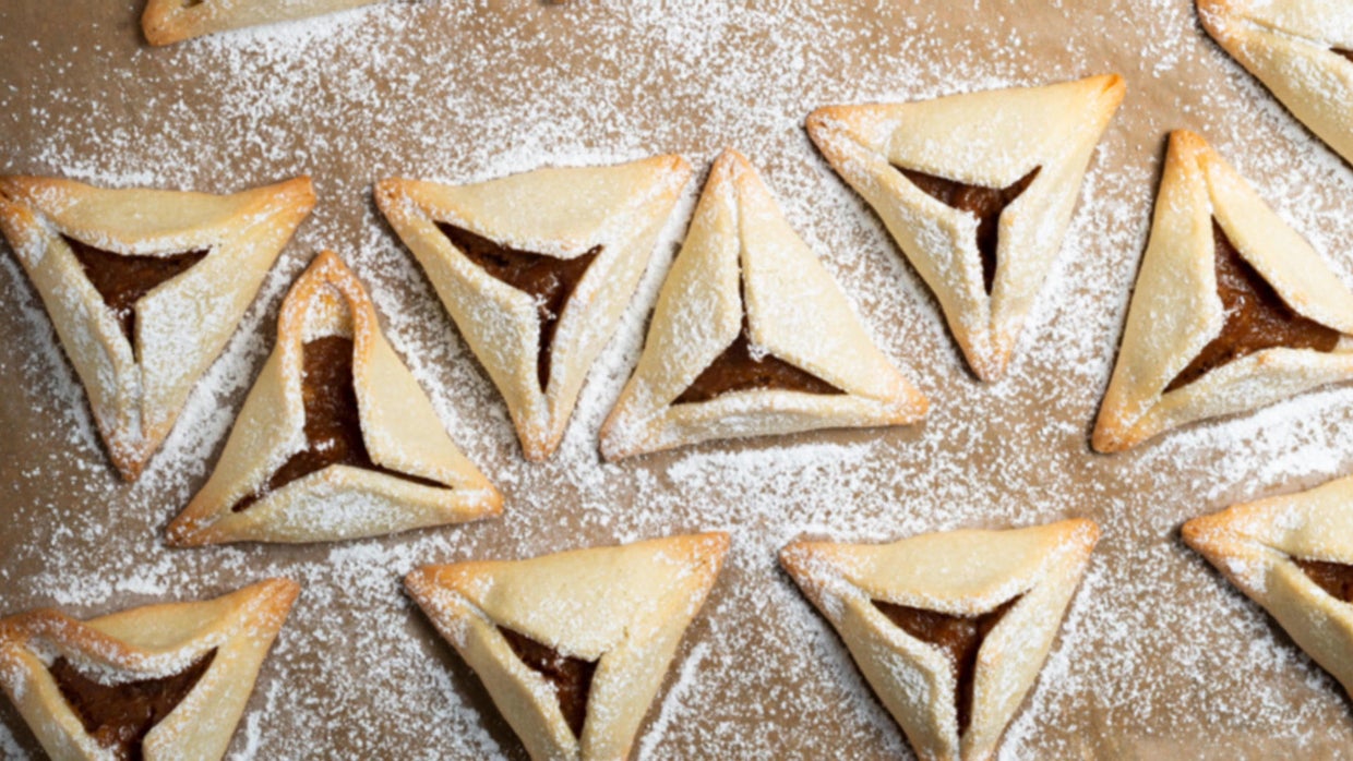 Hamantaschen, a cookie bursting with history - CBS News
