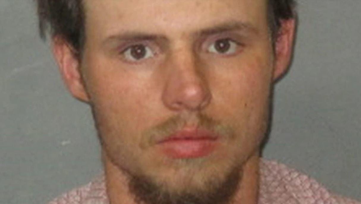 Man accidentally shoots pregnant teen to death in car while "playing ...