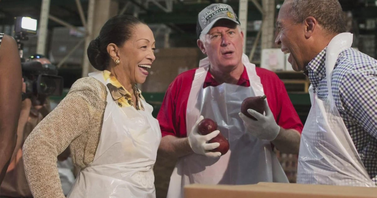 Remembering Chicago broadcasting legend Merri Dee - CBS Chicago