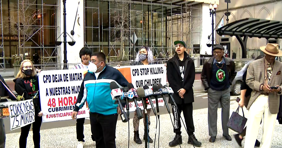 Protests call on State's Attorney Kim Foxx to reverse decision not to ...
