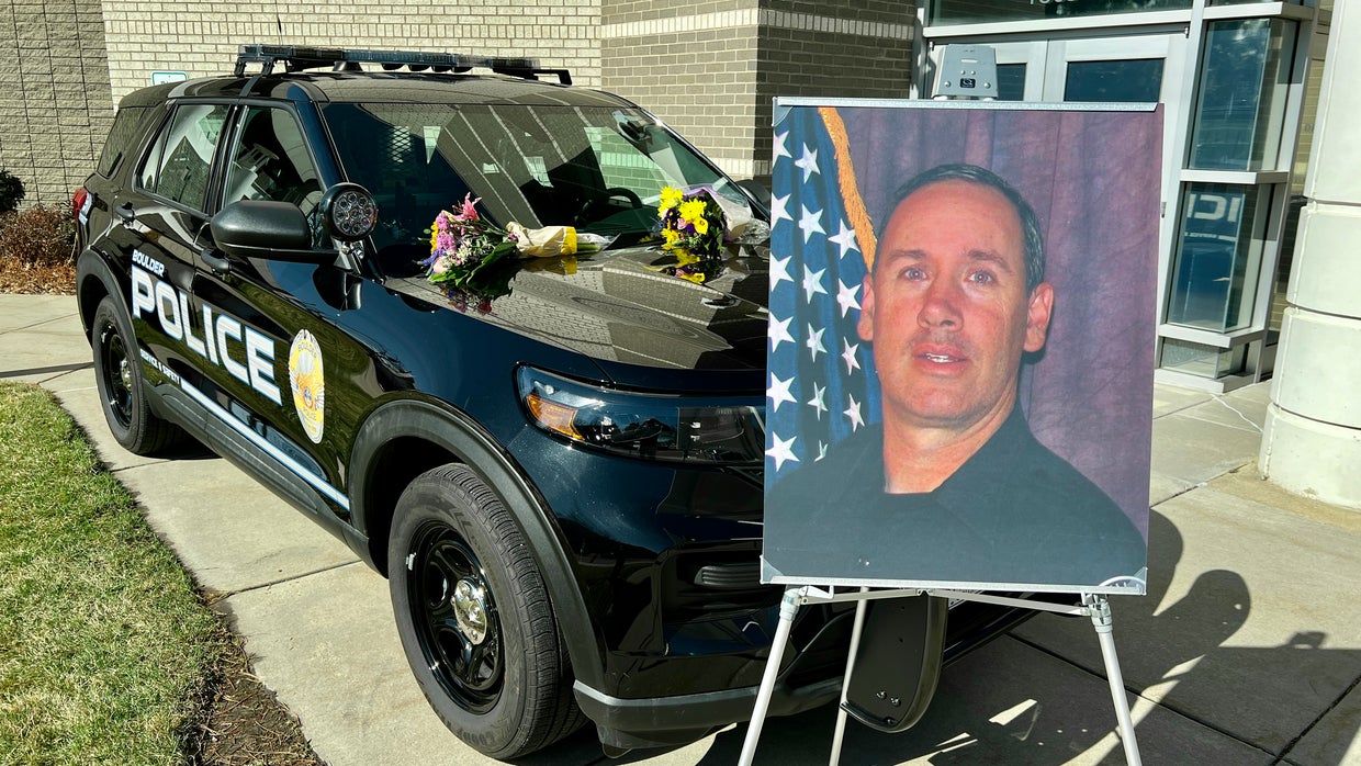 Boulder Police Honor Officer Talley & 9 Others Killed In King Soopers ...