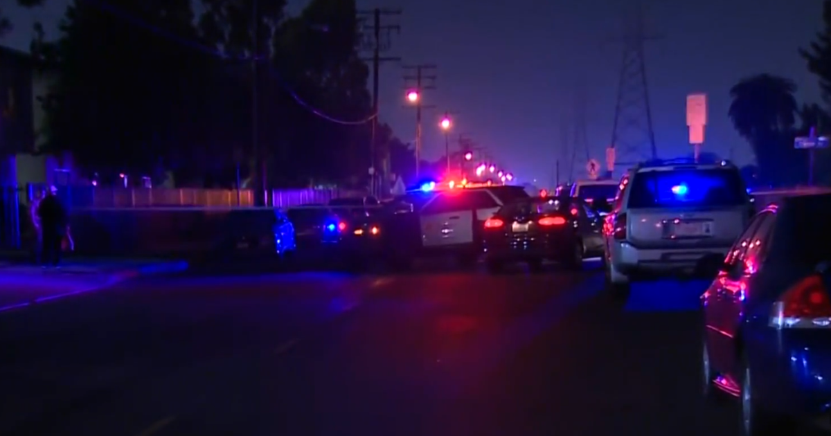 20-Year-Old Man Dead After Being Fatally Shot by Stepfather in Compton - CBS Los Angeles