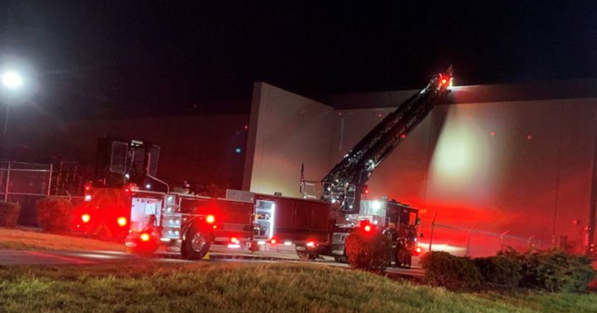 Structure Fire Knocked Down In Fairfield - CBS Sacramento