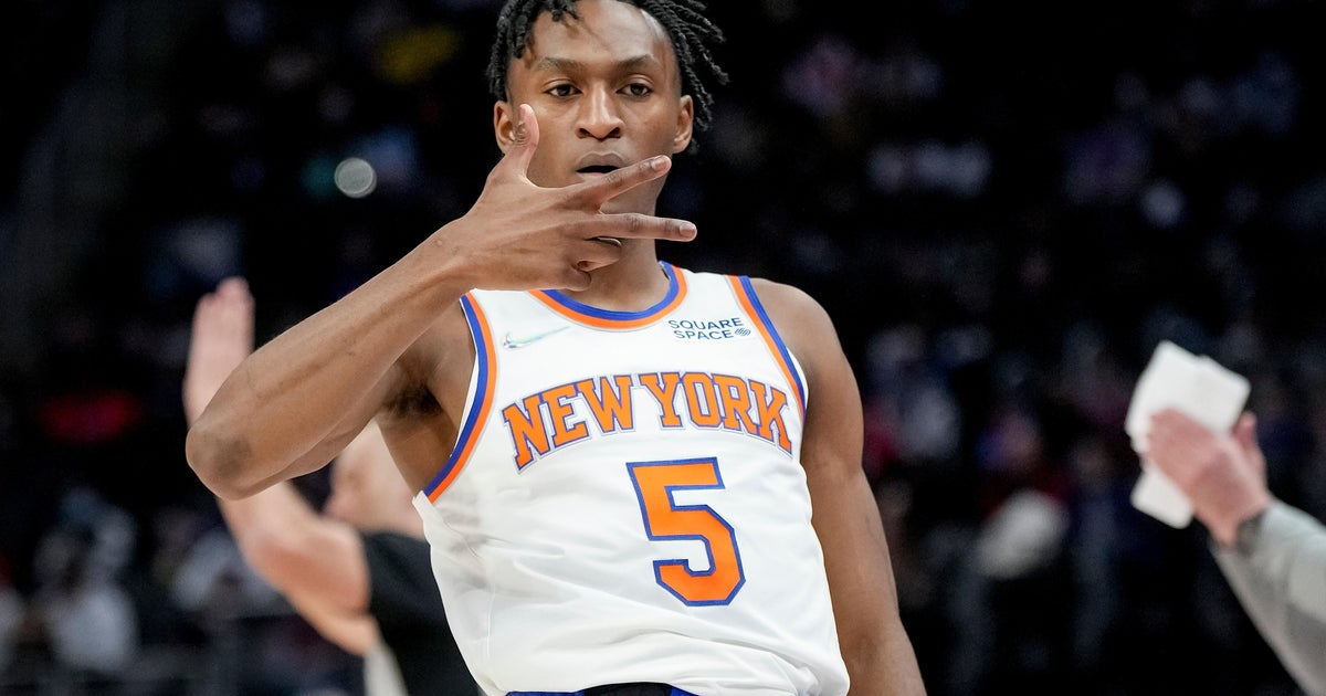 Knicks put 6 in double figures, hang on to defeat Pistons - CBS New York