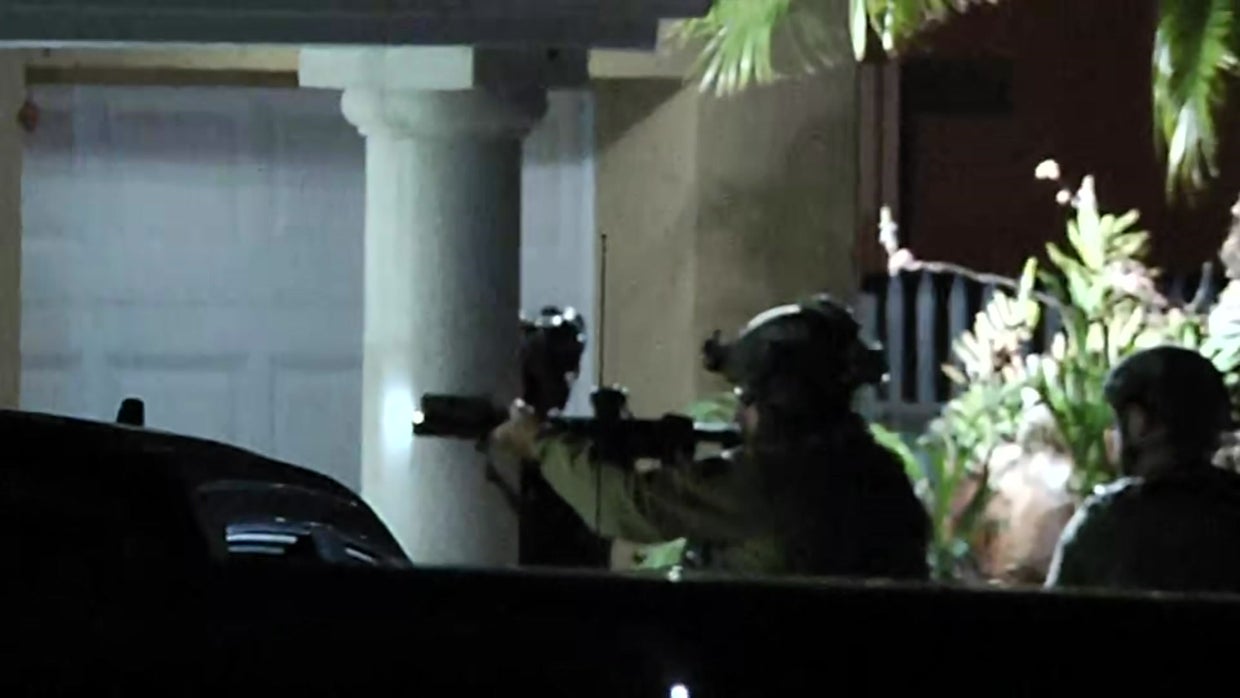 Police: Man Detained During Pre-Dawn Federal Raid Killed In Officer ...