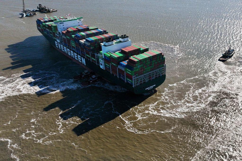 Crews to remove 500 containers from Ever Forward cargo ship stuck in ...