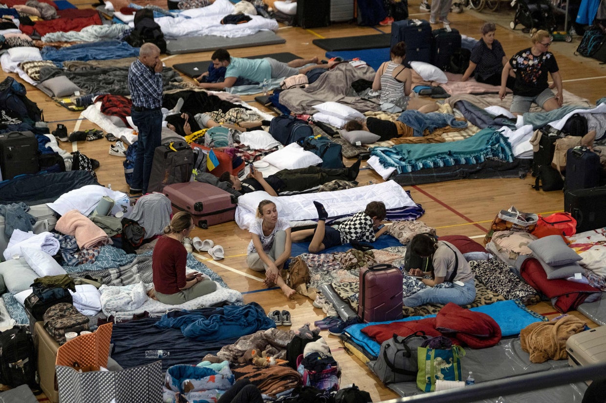 Ukrainian teen taken into U.S. custody at border moved to shelter in ...