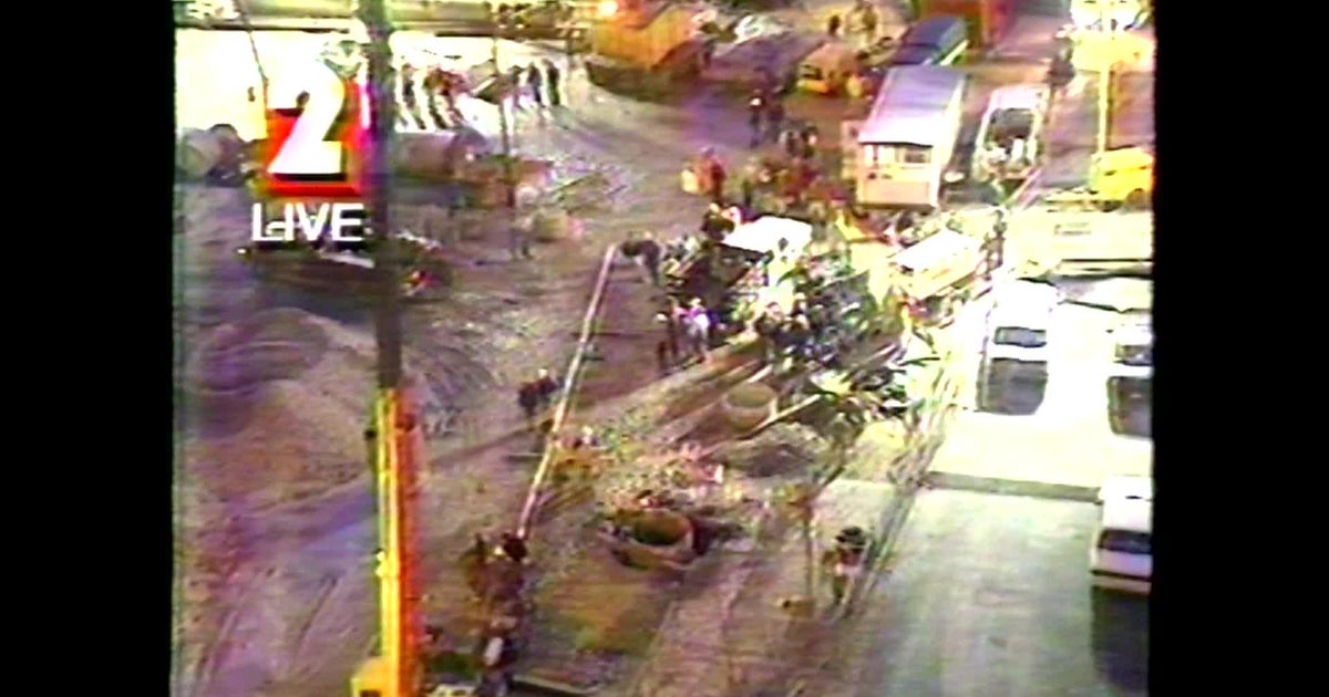 CBS 2 Vault: Actions needed after the Great Chicago 1992 flood - CBS ...