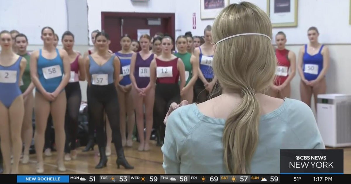 Rockettes hold open audition for 1st time in years - CBS New York