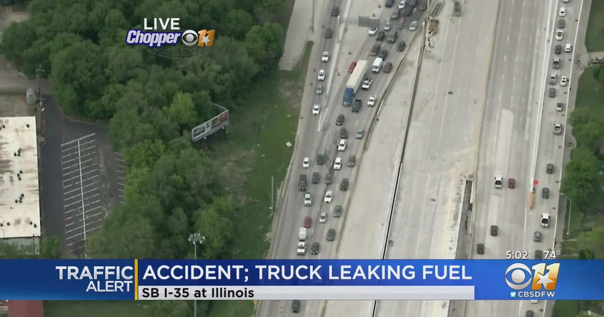 Big rig crash snarls traffic for miles in Dallas - CBS Texas