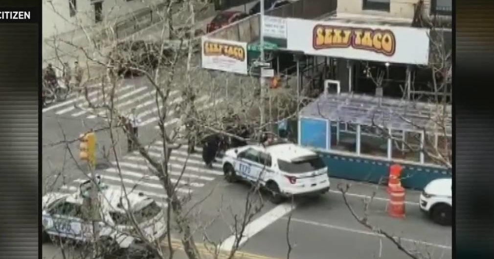 NYPD searching for gunman in shooting of food delivery worker in Harlem ...