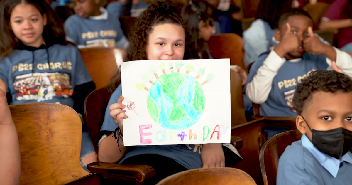 Historic P.S. 22 chorus helps CBS launch #OutGreenMe Earth Day ...