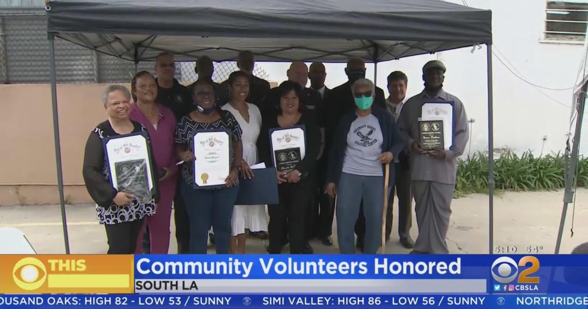 LAPD's Southeast community volunteers hailed as "COVID heroes" - CBS ...