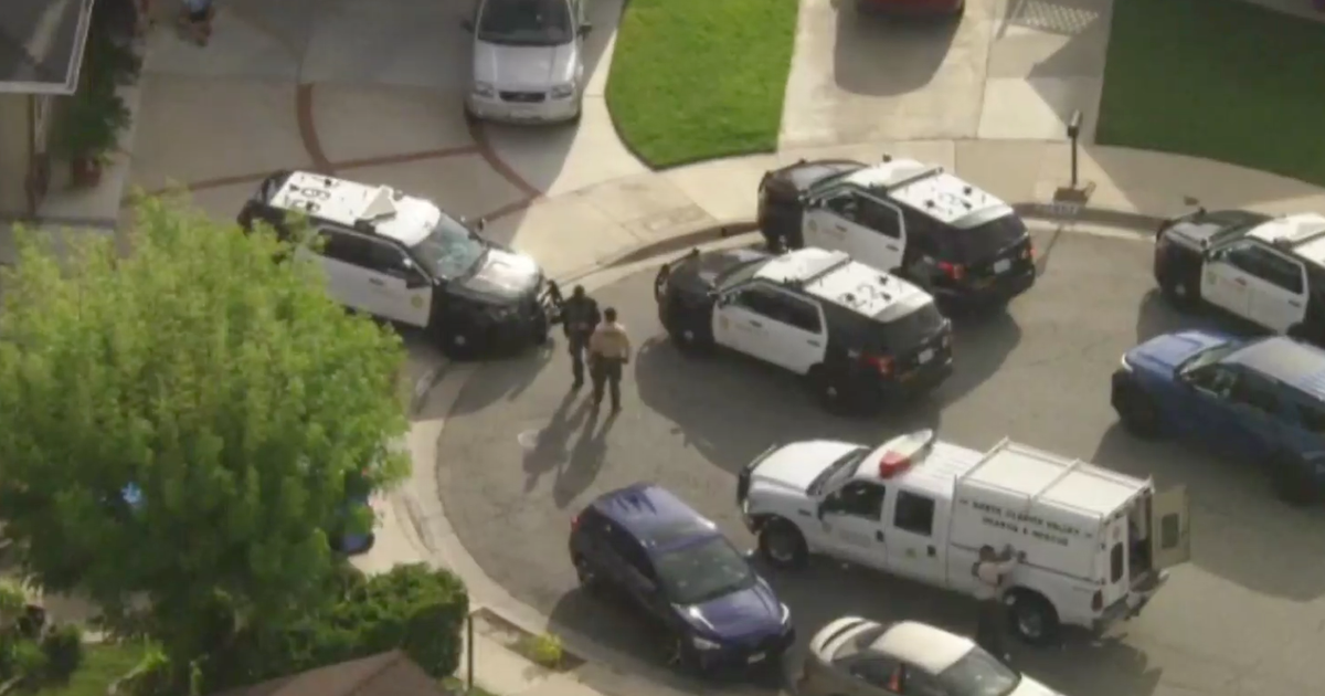 Man's fatal fall from cliff in Santa Clarita deemed accidental - CBS Los Angeles