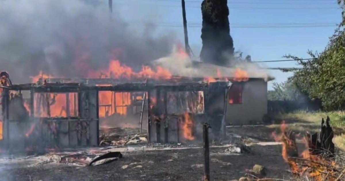 House Fire In Turlock Devours Home - CBS Sacramento