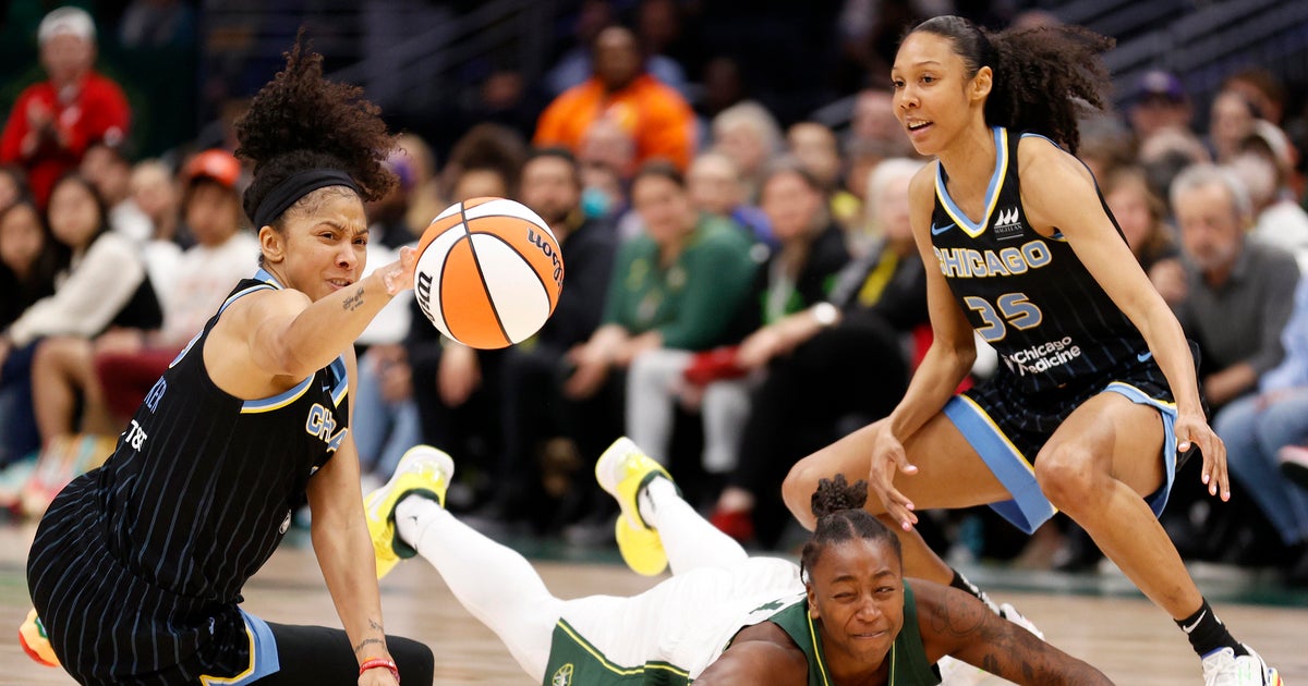 Quigley misfires on game's final shot, Sky lose to Seattle Storm - CBS ...
