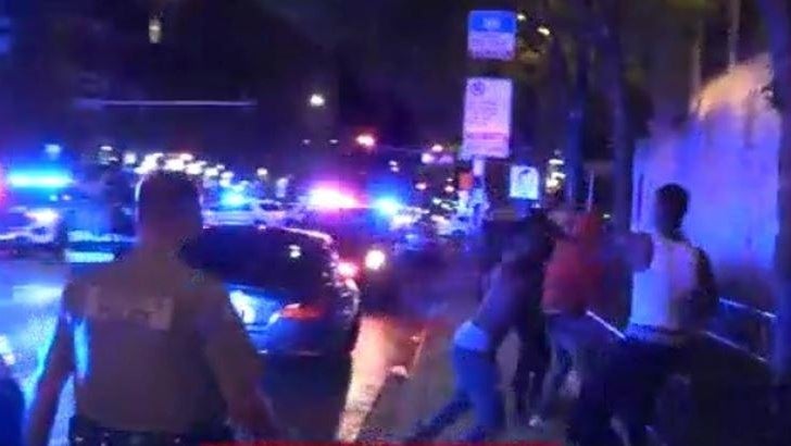 2 killed, 7 injured in mass shooting downtown; suspect in custody