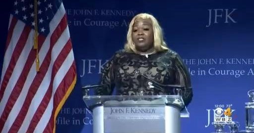 Poll worker Shaye Moss among 5 honored with JFK Profile in Courage ...