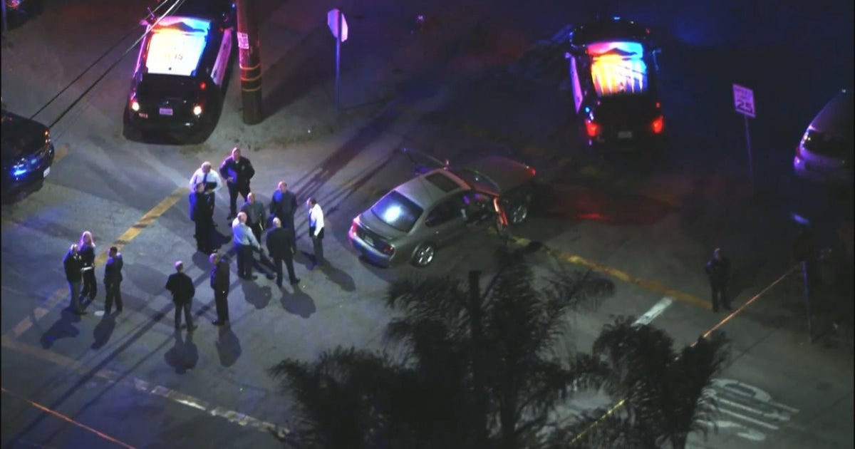 Police investigating fatal officer-involved shooting following pursuit in Pomona - CBS Los Angeles