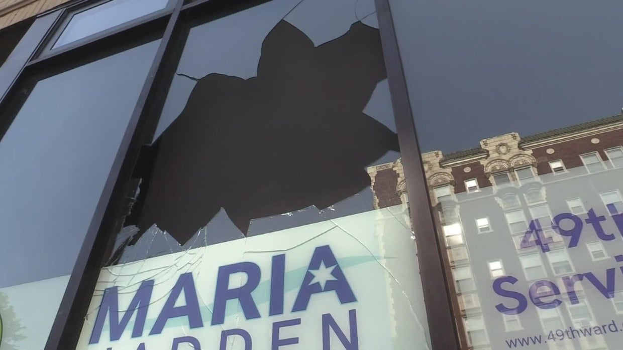 Alderwoman Maria Hadden's office vandalized in Rogers Park - CBS Chicago
