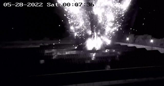 Missile strike hits Ukrainian solar plant - CBS News