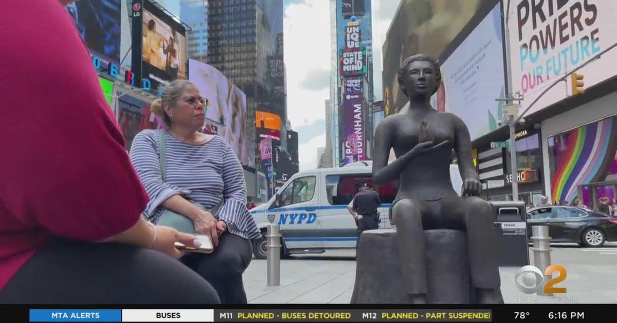 Broadway legend Lorraine Hansberry honored with statue in Times Square ...