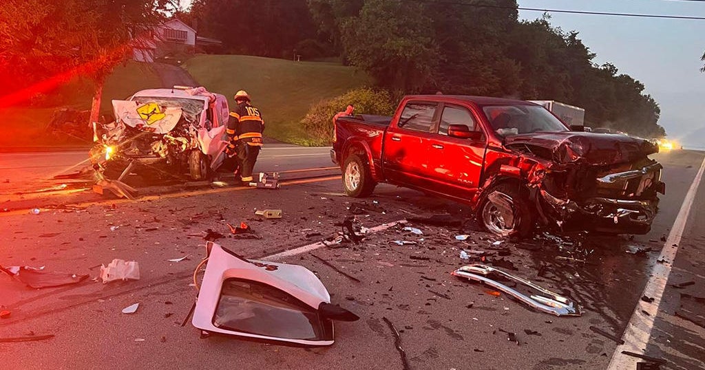 2 people injured in violent Rt. 51 crash - CBS Pittsburgh