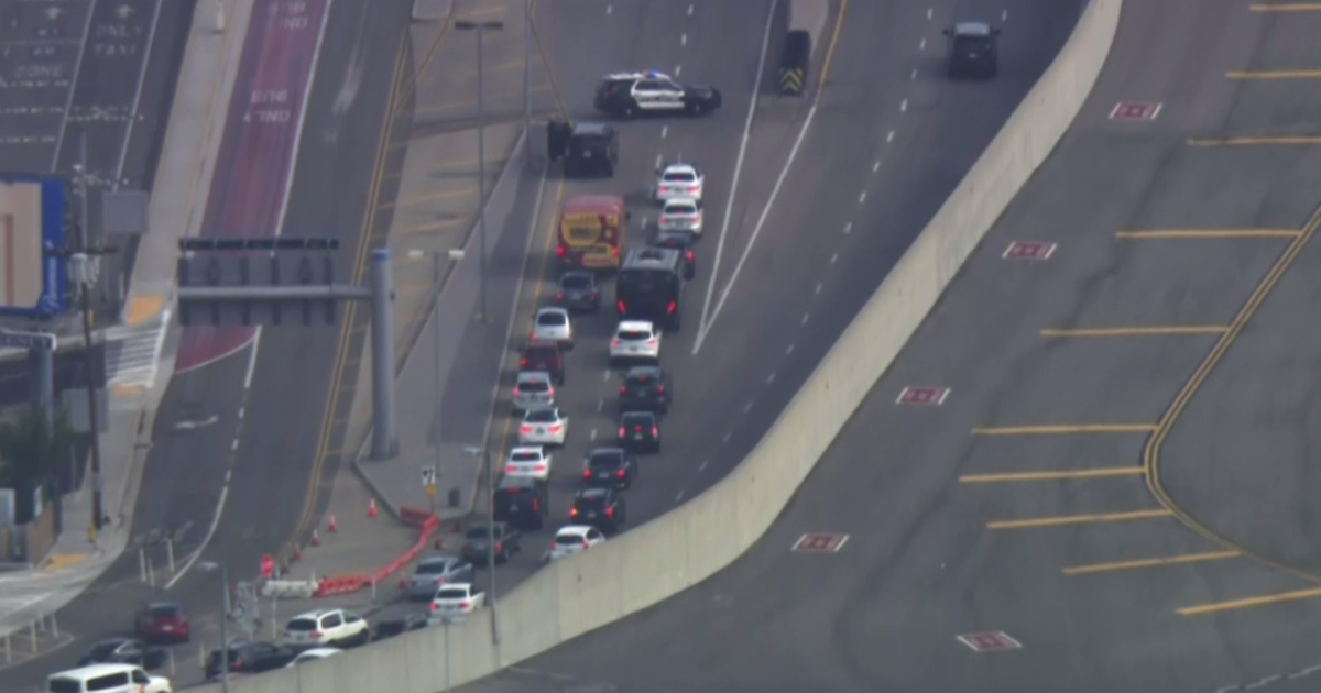 Police clear suspicious vehicle at LAX that lead to massive traffic ...
