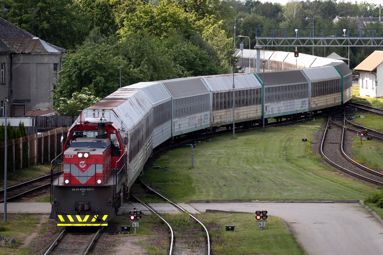 Moscow threatens NATO member Lithuania over transit ban on goods to ...