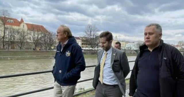 Former N.Y. Governor George Pataki on his humanitarian in Ukraine and ...