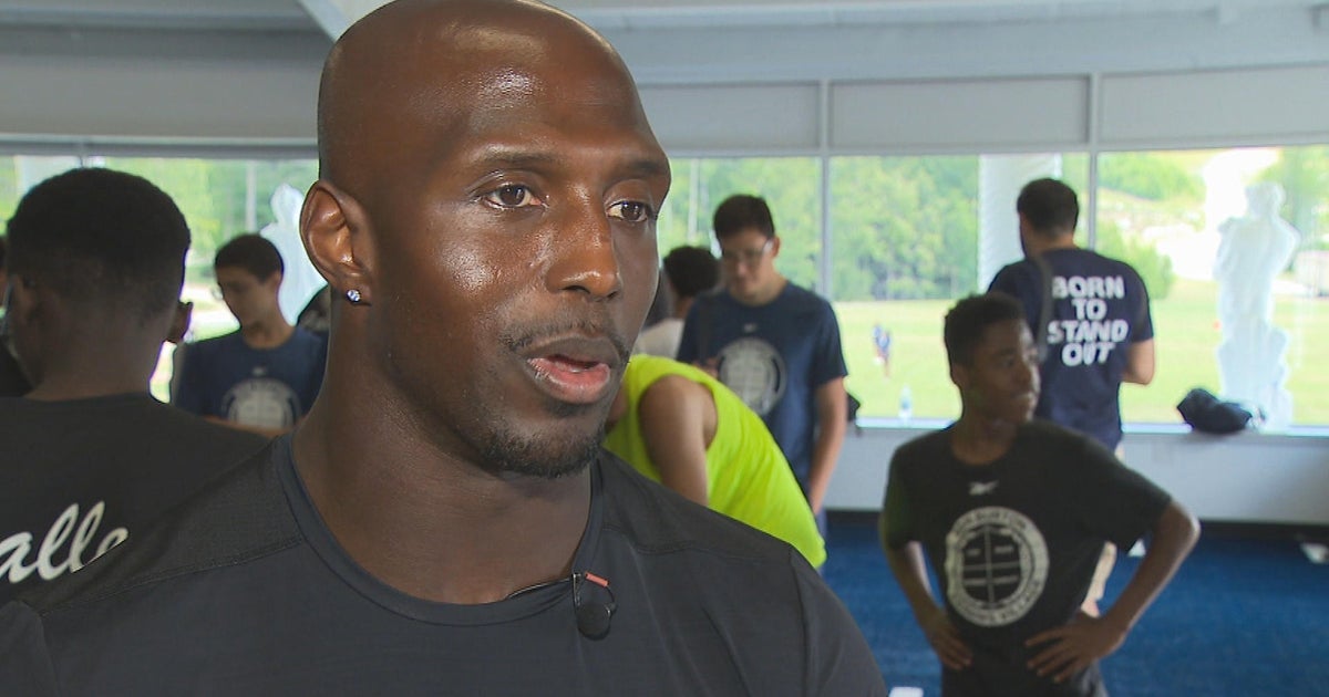Patriots players visit Ron Burton Training Village - CBS Boston