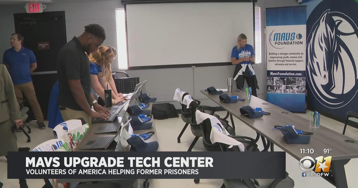Mavs upgrade tech center - CBS Texas