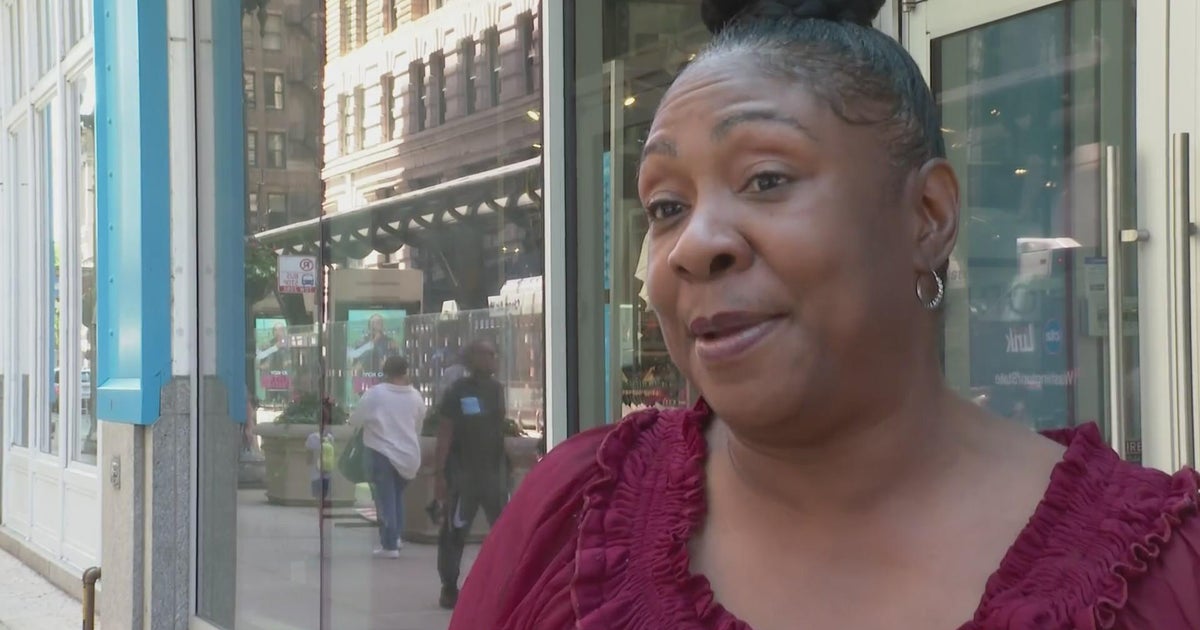 Chicago woman turns life around through CTA's Second Chance program - CBS Chicago