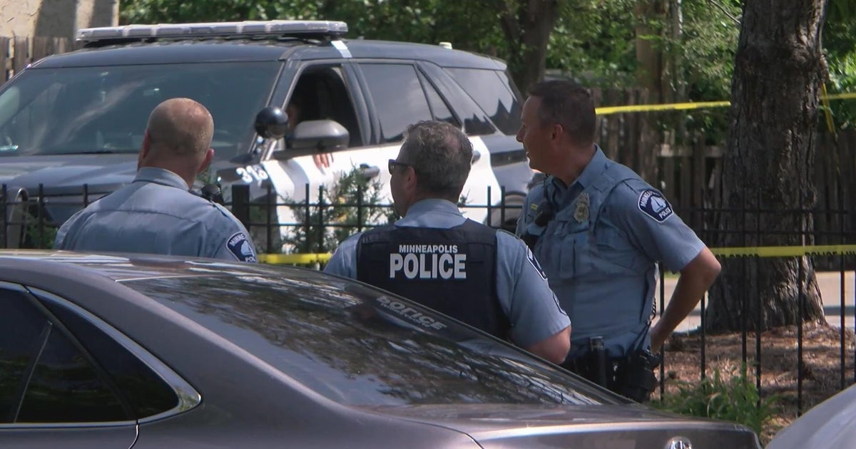 Neighbors recount deadly hours-long standoff - CBS Minnesota